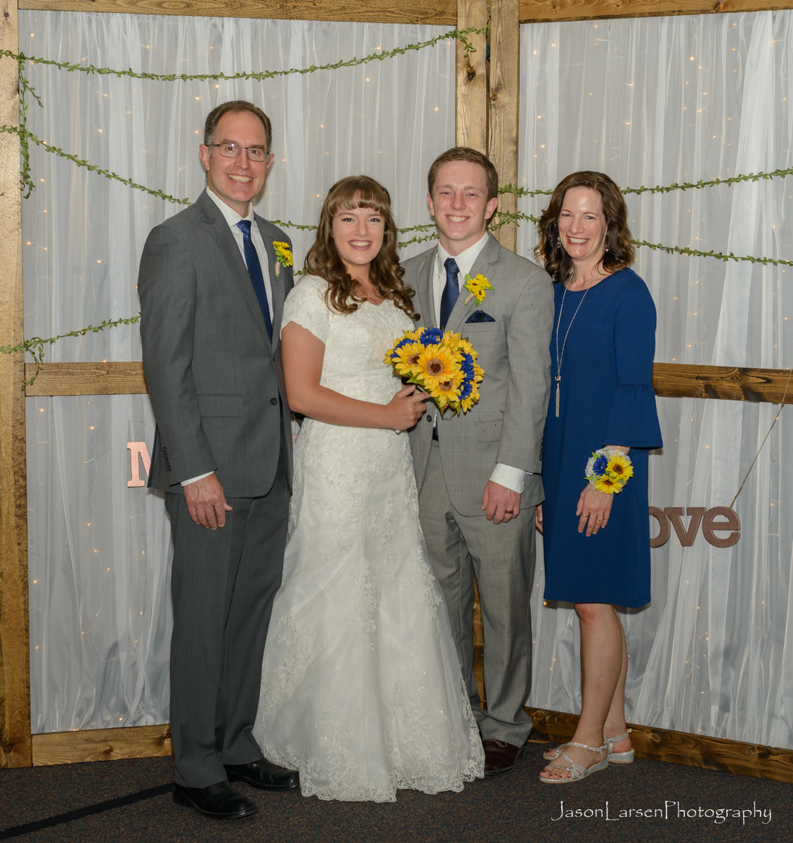 Hailey and Elijah Whitten Wedding – JASON LARSEN PHOTOGRAPHY